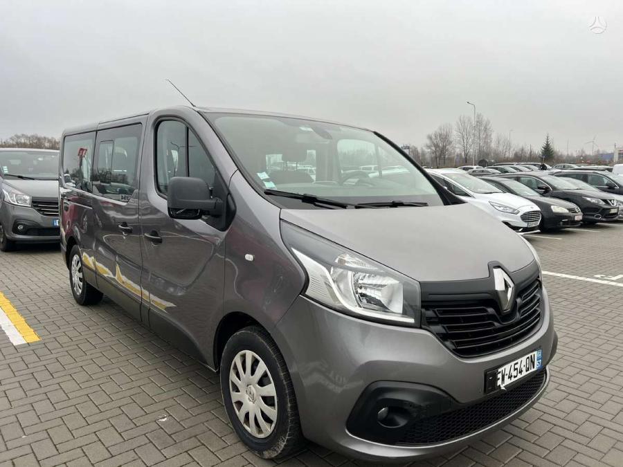 Pelēks Renault Trafic 2018 Tauragė, ar dzinēja tilpumu 1.60 L un nobraukumu 440 tūkst. km par 9300 €, foto 1 vietnē AUTOMOTO.COM.LV