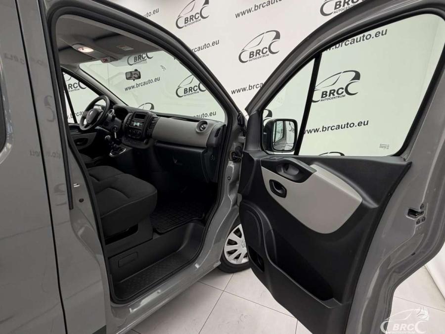 Pelēks Renault Trafic 2019 Viļņa, ar dzinēja tilpumu 1.60 L un nobraukumu 129 tūkst. km par 13900 €, foto 9 vietnē AUTOMOTO.COM.LV
