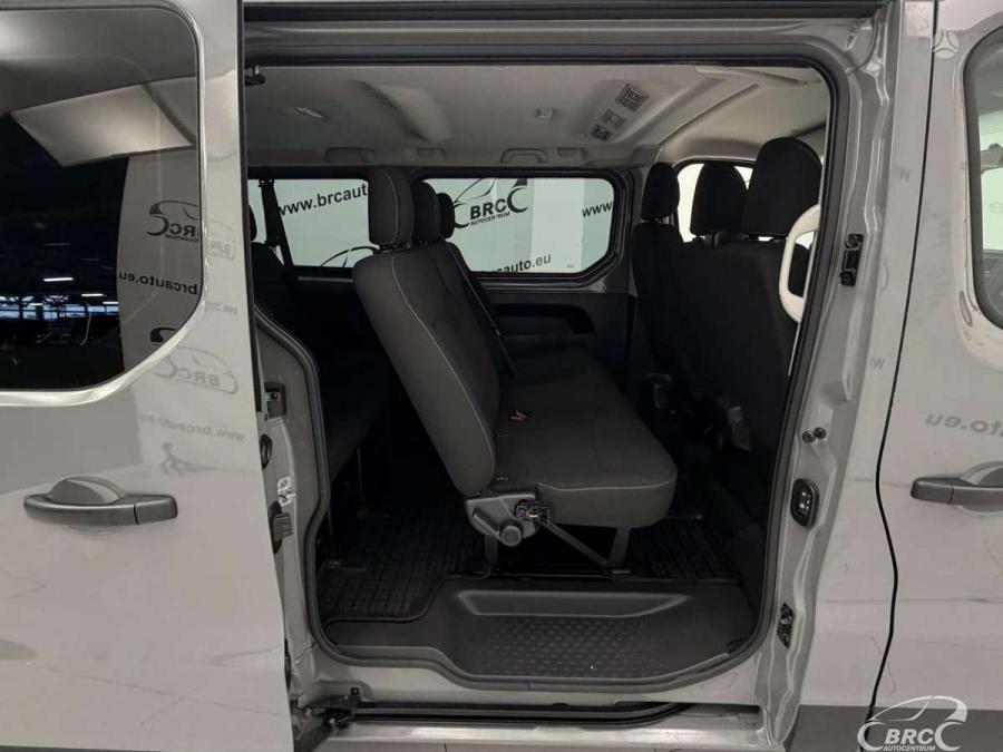 Pelēks Renault Trafic 2019 Viļņa, ar dzinēja tilpumu 1.60 L un nobraukumu 129 tūkst. km par 13900 €, foto 10 vietnē AUTOMOTO.COM.LV
