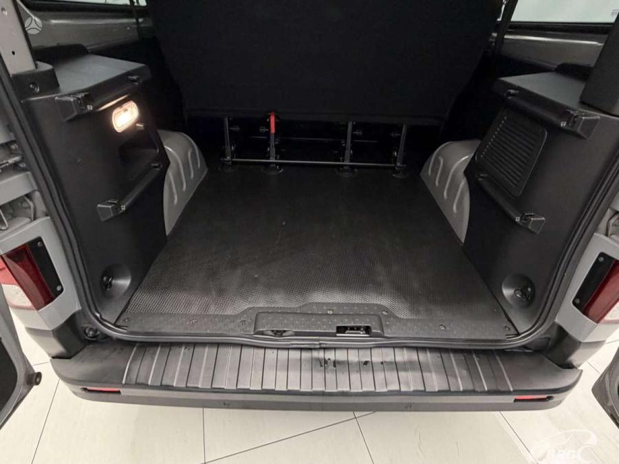 Pelēks Renault Trafic 2019 Viļņa, ar dzinēja tilpumu 1.60 L un nobraukumu 129 tūkst. km par 13900 €, foto 23 vietnē AUTOMOTO.COM.LV