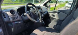 Grey Renault Trafic 2019 in Klaipeda, with an engine capacity of 1.60 L and mileage of 211 thousand km for 13999 €, photo 9 on AUTOMOTO.COM.LV