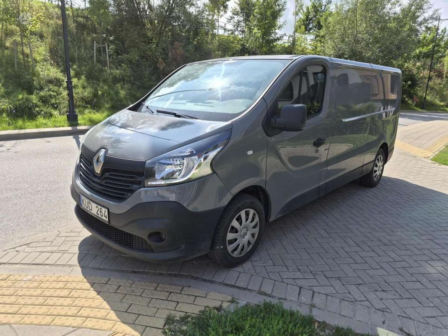 Pelēks Renault Trafic 2019 Viļņa, ar dzinēja tilpumu 1.60 L un nobraukumu 194 tūkst. km par 10800 €, foto 3 vietnē AUTOMOTO.COM.LV