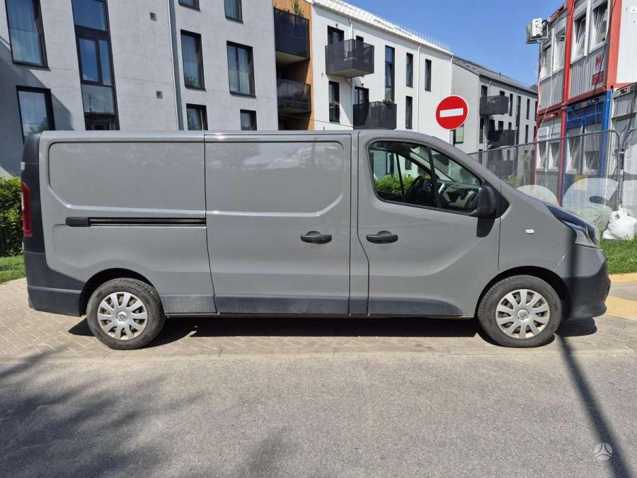 Pelēks Renault Trafic 2019 Viļņa, ar dzinēja tilpumu 1.60 L un nobraukumu 194 tūkst. km par 10800 €, foto 6 vietnē AUTOMOTO.COM.LV