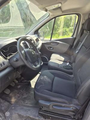 Pelēks Renault Trafic 2019 Viļņa, ar dzinēja tilpumu 1.60 L un nobraukumu 194 tūkst. km par 10800 €, foto 12 vietnē AUTOMOTO.COM.LV