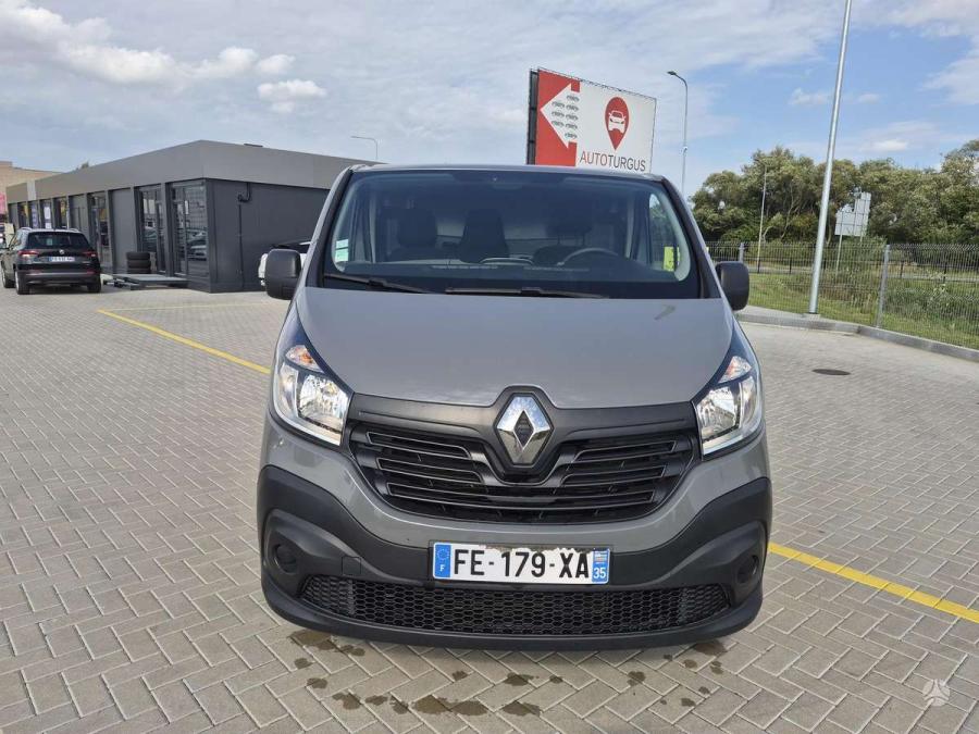 Pelēks Renault Trafic 2019 Tauragė, ar dzinēja tilpumu 1.60 L un nobraukumu 125 tūkst. km par 8500 €, foto 1 vietnē AUTOMOTO.COM.LV