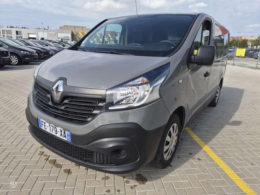 Pelēks Renault Trafic 2019 Tauragė, ar dzinēja tilpumu 1.60 L un nobraukumu 125 tūkst. km par 8500 €, foto 3 vietnē AUTOMOTO.COM.LV