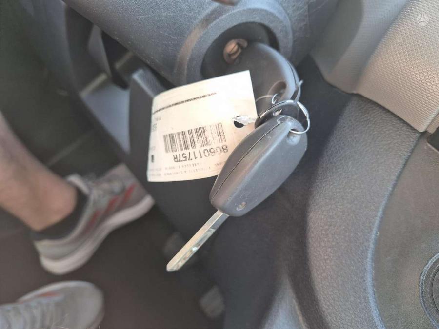 Pelēks Renault Trafic 2019 Tauragė, ar dzinēja tilpumu 1.60 L un nobraukumu 125 tūkst. km par 8500 €, foto 16 vietnē AUTOMOTO.COM.LV