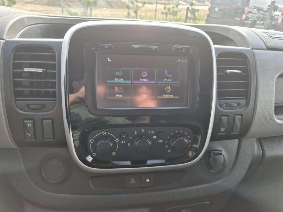 Pelēks Renault Trafic 2019 Tauragė, ar dzinēja tilpumu 1.60 L un nobraukumu 125 tūkst. km par 8500 €, foto 17 vietnē AUTOMOTO.COM.LV