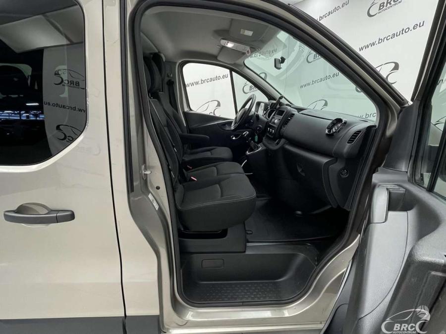 Pelēks Renault Trafic 2020 Viļņa, ar dzinēja tilpumu 2.00 L un nobraukumu 243 tūkst. km par 18200 €, foto 5 vietnē AUTOMOTO.COM.LV