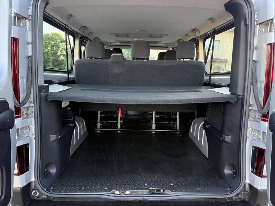 Pelēks Renault Trafic 2020 Tauragė, ar dzinēja tilpumu 2.00 L un nobraukumu 115 tūkst. km par 20500 €, foto 10 vietnē AUTOMOTO.COM.LV