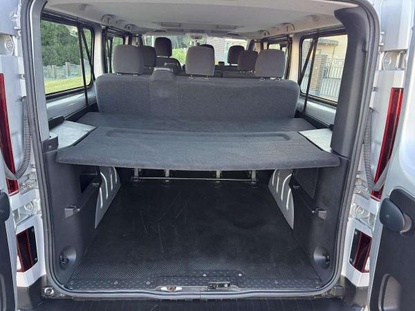 Pelēks Renault Trafic 2020 Tauragė, ar dzinēja tilpumu 2.00 L un nobraukumu 115 tūkst. km par 20500 €, foto 10 vietnē AUTOMOTO.COM.LV