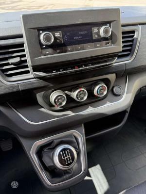 Pelēks Renault Trafic 2021 Klaipėda, ar dzinēja tilpumu 2.00 L un nobraukumu 186 tūkst. km par 20900 €, foto 13 vietnē AUTOMOTO.COM.LV