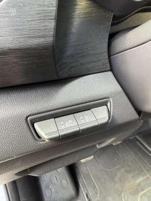 Pelēks Renault Trafic 2021 Klaipėda, ar dzinēja tilpumu 2.00 L un nobraukumu 186 tūkst. km par 20900 €, foto 14 vietnē AUTOMOTO.COM.LV