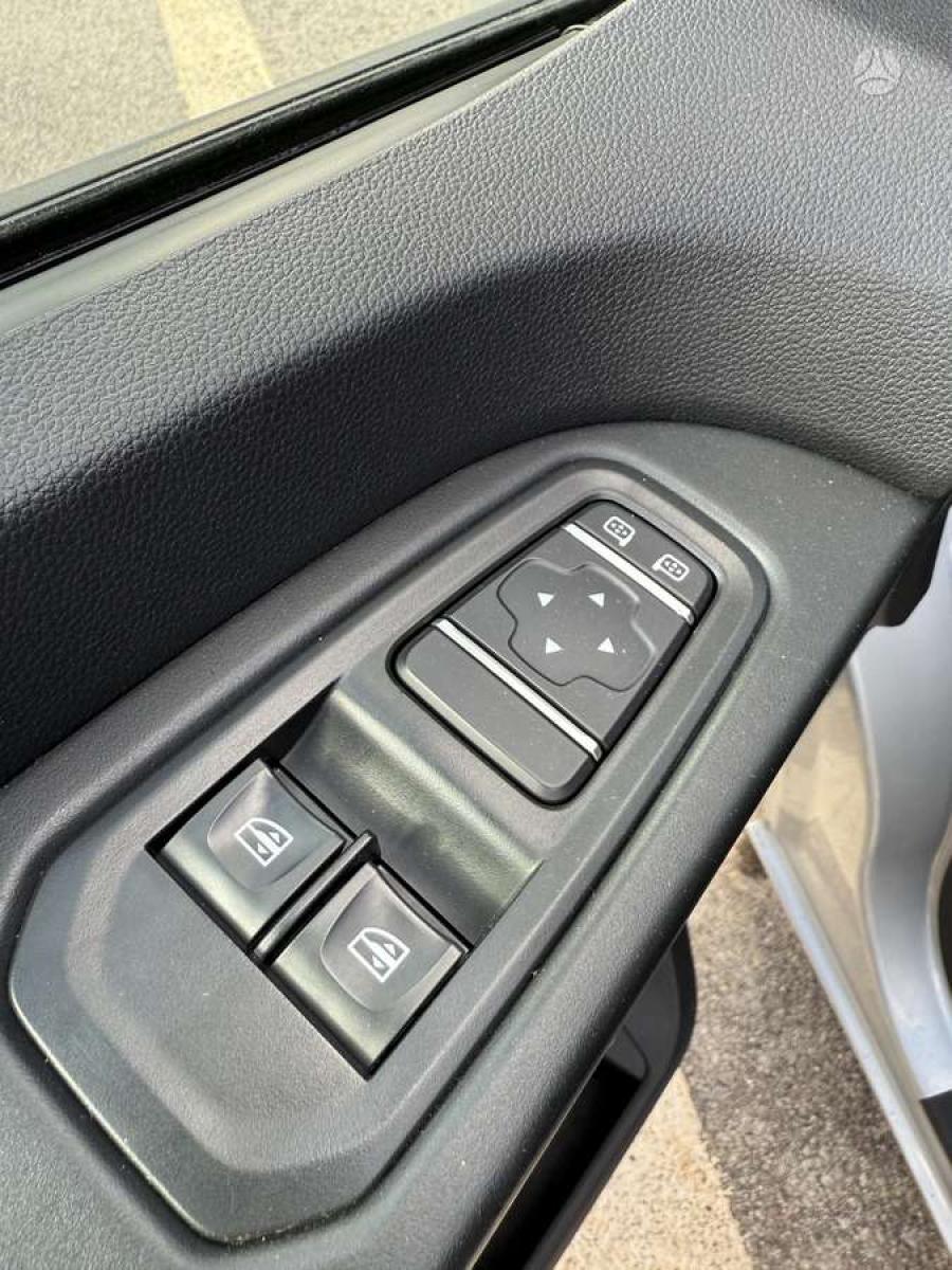 Pelēks Renault Trafic 2021 Klaipėda, ar dzinēja tilpumu 2.00 L un nobraukumu 186 tūkst. km par 20900 €, foto 15 vietnē AUTOMOTO.COM.LV