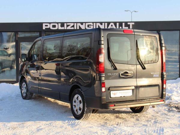 Grey Renault Trafic 2022 in Vilnius, with an engine capacity of 2.00 L and mileage of 155 thousand km for 22500 €, photo 5 on AUTOMOTO.COM.LV
