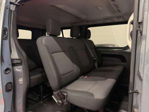 Grey Renault Trafic 2022 in Vilnius, with an engine capacity of 2.00 L and mileage of 108 thousand km for 25290 €, photo 23 on AUTOMOTO.COM.LV
