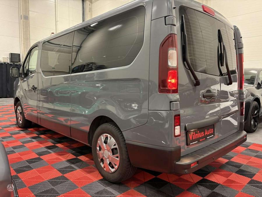 Pelēks Renault Trafic 2022 Viļņa, ar dzinēja tilpumu 2.00 L un nobraukumu 97 tūkst. km par 26990 €, foto 5 vietnē AUTOMOTO.COM.LV
