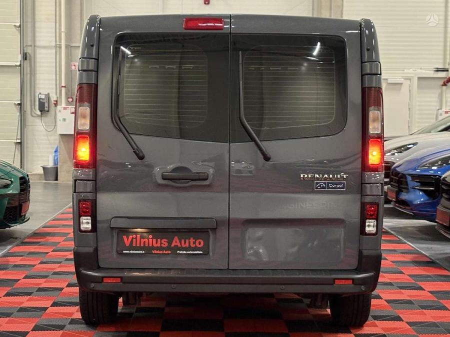 Pelēks Renault Trafic 2022 Viļņa, ar dzinēja tilpumu 2.00 L un nobraukumu 97 tūkst. km par 26990 €, foto 6 vietnē AUTOMOTO.COM.LV