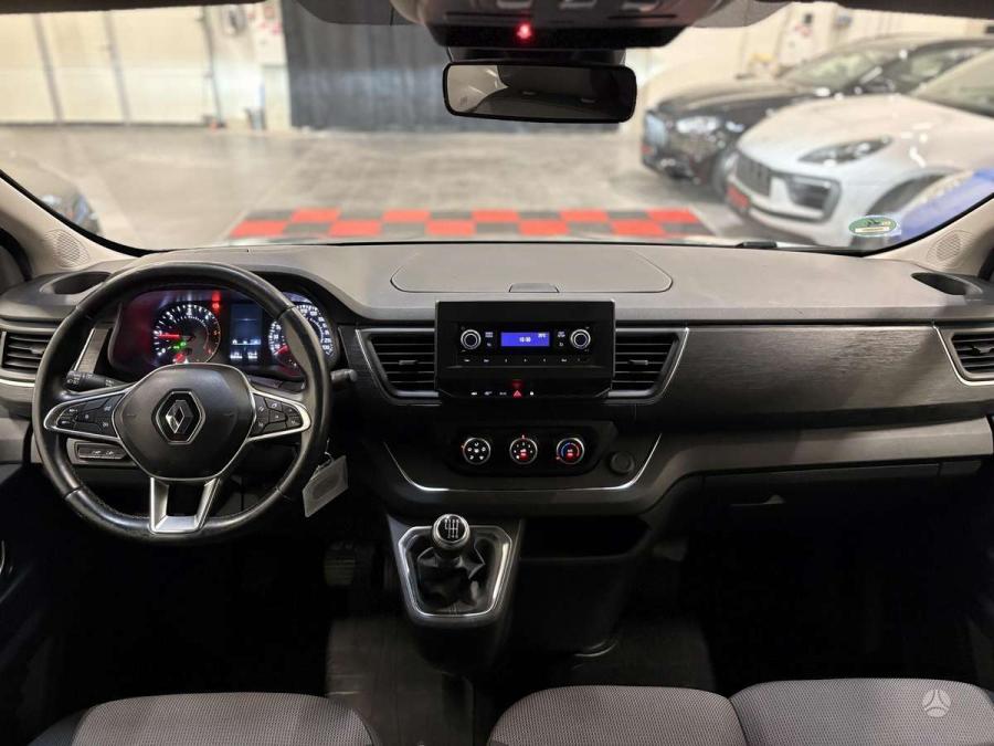 Pelēks Renault Trafic 2022 Viļņa, ar dzinēja tilpumu 2.00 L un nobraukumu 97 tūkst. km par 26990 €, foto 17 vietnē AUTOMOTO.COM.LV