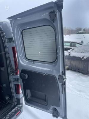 Grey Renault Trafic 2023 in Kaunas, with an engine capacity of 2.00 L and mileage of 158 thousand km for 26620 €, photo 19 on AUTOMOTO.COM.LV