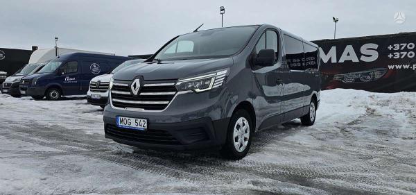 Grey Renault Trafic 2023 in Klaipeda, with an engine capacity of 2.00 L and mileage of 110 thousand km for 25500 €, photo 1 on AUTOMOTO.COM.LV