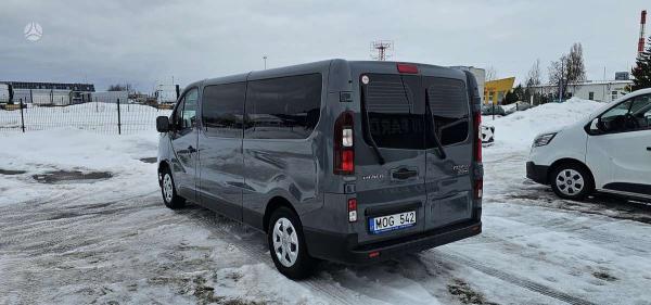 Grey Renault Trafic 2023 in Klaipeda, with an engine capacity of 2.00 L and mileage of 110 thousand km for 25500 €, photo 6 on AUTOMOTO.COM.LV