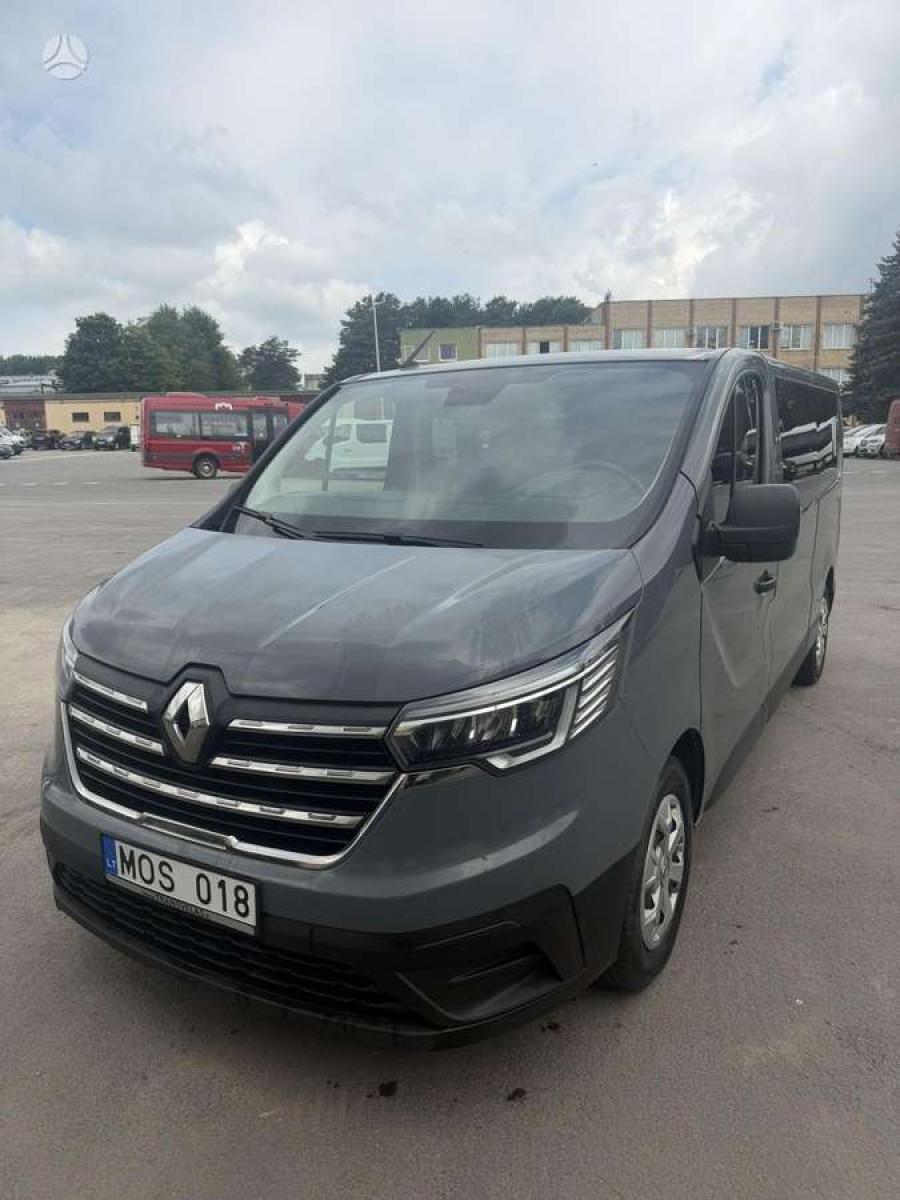 Pelēks Renault Trafic 2023 Viļņa, ar dzinēja tilpumu 2.00 L un nobraukumu 450 tūkst. km par 18900 €, foto 4 vietnē AUTOMOTO.COM.LV