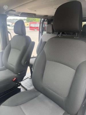 Pelēks Renault Trafic 2023 Viļņa, ar dzinēja tilpumu 2.00 L un nobraukumu 450 tūkst. km par 18900 €, foto 13 vietnē AUTOMOTO.COM.LV