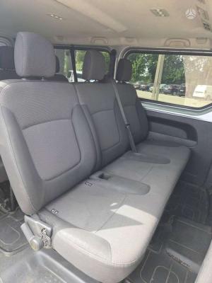 Grey Renault Trafic 2023 in Radviliskis, with an engine capacity of 2.00 L and mileage of 686 thousand km for 16940 €, photo 9 on AUTOMOTO.COM.LV