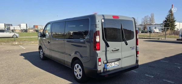 Grey Renault Trafic 2023 in Klaipeda, with an engine capacity of 2.00 L and mileage of 114 thousand km for 23500 €, photo 7 on AUTOMOTO.COM.LV