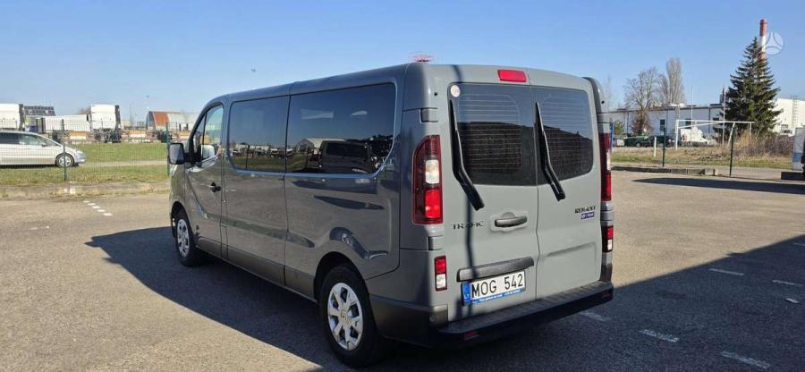 Pelēks Renault Trafic 2023 Klaipėda, ar dzinēja tilpumu 2.00 L un nobraukumu 114 tūkst. km par 23500 €, foto 7 vietnē AUTOMOTO.COM.LV