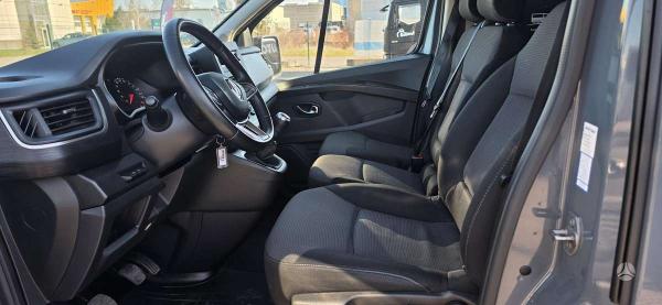 Grey Renault Trafic 2023 in Klaipeda, with an engine capacity of 2.00 L and mileage of 114 thousand km for 23500 €, photo 10 on AUTOMOTO.COM.LV