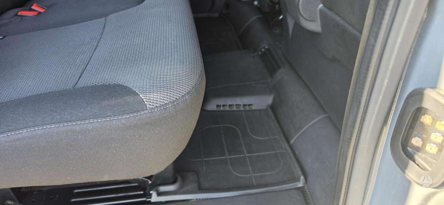 Pelēks Renault Trafic 2023 Klaipėda, ar dzinēja tilpumu 2.00 L un nobraukumu 114 tūkst. km par 23500 €, foto 16 vietnē AUTOMOTO.COM.LV