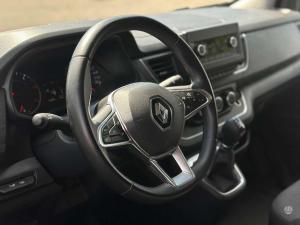 Grey Renault Trafic 2024 in Kaunas, with an engine capacity of 2.00 L and mileage of 130 thousand km for 28950 €, photo 8 on AUTOMOTO.COM.LV