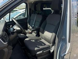 Grey Renault Trafic 2024 in Kaunas, with an engine capacity of 2.00 L and mileage of 130 thousand km for 28950 €, photo 15 on AUTOMOTO.COM.LV