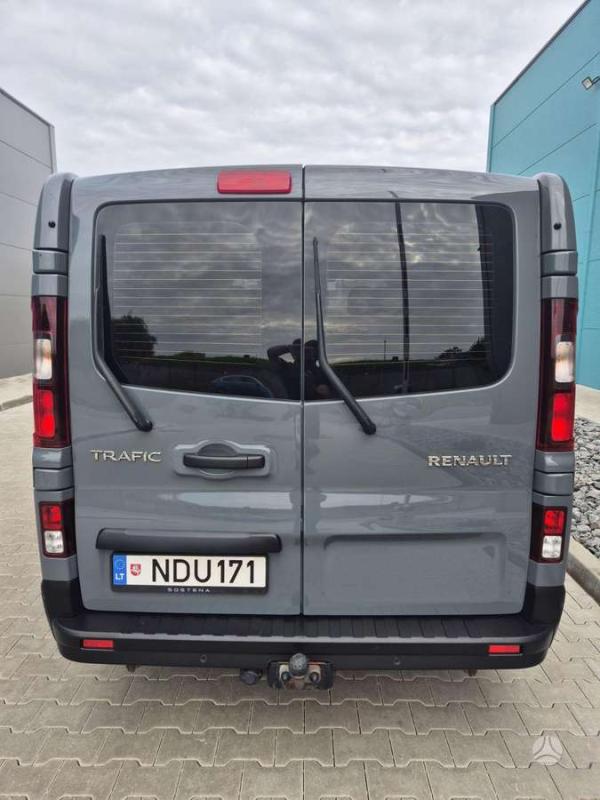 Pelēks Renault Trafic 2024 Kauņa, ar dzinēja tilpumu 2.00 L un nobraukumu 265 tūkst. km par 24700 €, foto 8 vietnē AUTOMOTO.COM.LV