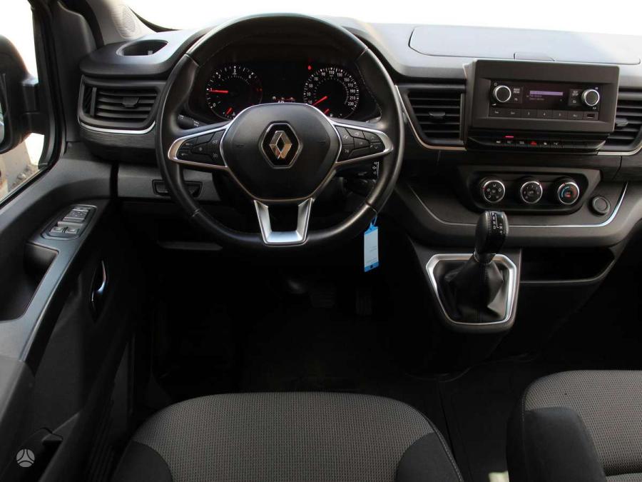 Pelēks Renault Trafic 2024 Viļņa, ar dzinēja tilpumu 2.00 L un nobraukumu 136 tūkst. km par 28950 €, foto 7 vietnē AUTOMOTO.COM.LV