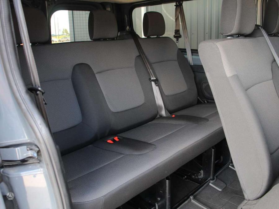 Pelēks Renault Trafic 2024 Viļņa, ar dzinēja tilpumu 2.00 L un nobraukumu 136 tūkst. km par 28950 €, foto 16 vietnē AUTOMOTO.COM.LV