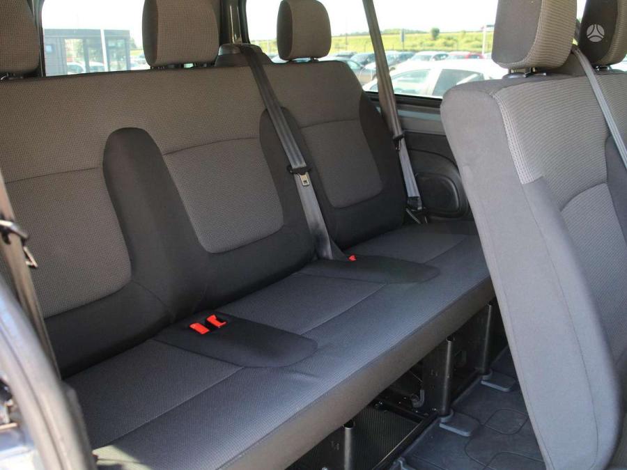 Grey Renault Trafic 2024 in Vilnius, with an engine capacity of 2.00 L and mileage of 105 thousand km for 29500 €, photo 15 on AUTOMOTO.COM.LV