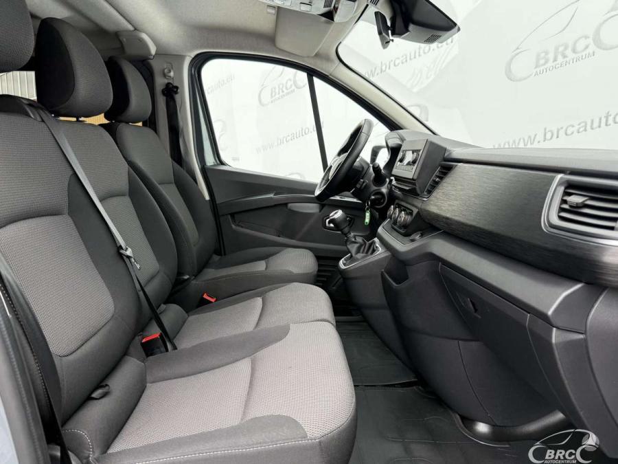 Pelēks Renault Trafic 2024 Klaipėda, ar dzinēja tilpumu 2.00 L un nobraukumu 261 tūkst. km par 20000 €, foto 9 vietnē AUTOMOTO.COM.LV
