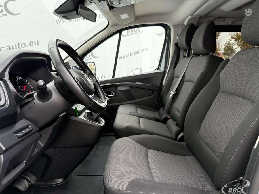 Pelēks Renault Trafic 2024 Klaipėda, ar dzinēja tilpumu 2.00 L un nobraukumu 261 tūkst. km par 20000 €, foto 18 vietnē AUTOMOTO.COM.LV
