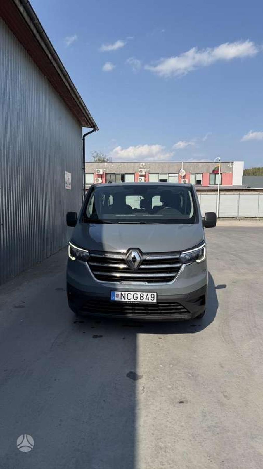 Pelēks Renault Trafic 2024 Kauņa, ar dzinēja tilpumu 2.00 L un nobraukumu 249 tūkst. km par 26900 €, foto 4 vietnē AUTOMOTO.COM.LV