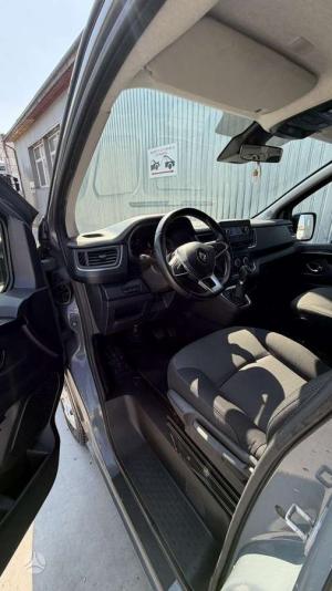 Pelēks Renault Trafic 2024 Kauņa, ar dzinēja tilpumu 2.00 L un nobraukumu 249 tūkst. km par 26900 €, foto 11 vietnē AUTOMOTO.COM.LV