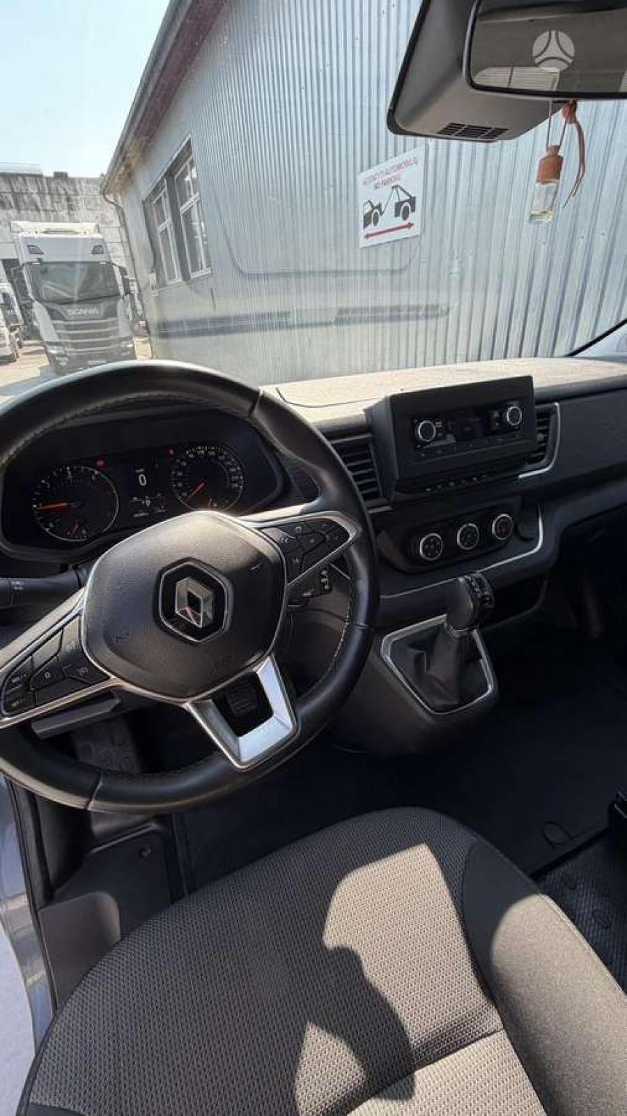Pelēks Renault Trafic 2024 Kauņa, ar dzinēja tilpumu 2.00 L un nobraukumu 249 tūkst. km par 26900 €, foto 12 vietnē AUTOMOTO.COM.LV