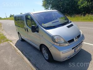 Pelēks Renault Trafic 2005 Daugavpils, ar dzinēja tilpumu 2.50 L un nobraukumu 343 tūkst. km par 5850 €, foto  vietnē AUTOMOTO.COM.LV