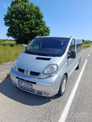 Grey Renault Trafic 2005 in Daugavpils, with an engine capacity of 2.50 L and mileage of 343 thousand km for 5850 €, photo 3 on AUTOMOTO.COM.LV