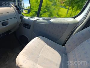 Grey Renault Trafic 2005 in Daugavpils, with an engine capacity of 2.50 L and mileage of 343 thousand km for 5850 €, photo 15 on AUTOMOTO.COM.LV