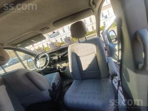 Grey Renault Trafic 2005 in Daugavpils, with an engine capacity of 2.50 L and mileage of 343 thousand km for 5850 €, photo 21 on AUTOMOTO.COM.LV