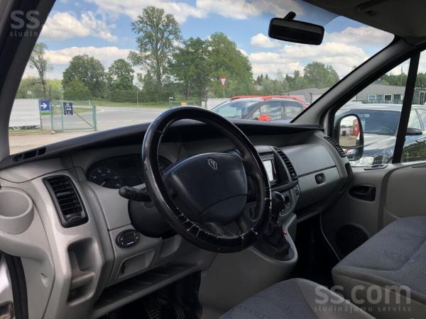 Pelēks Renault Trafic 2006 Cēsis, ar dzinēja tilpumu 1.90 L un nobraukumu 0 tūkst. km par 4700 €, foto 10 vietnē AUTOMOTO.COM.LV
