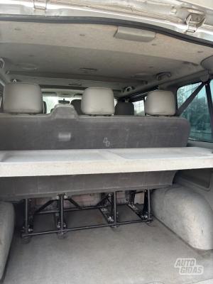Pelēks Renault Trafic 2006 Utena, ar dzinēja tilpumu 1.90 L un nobraukumu 295 tūkst. km par 4950 €, foto 7 vietnē AUTOMOTO.COM.LV